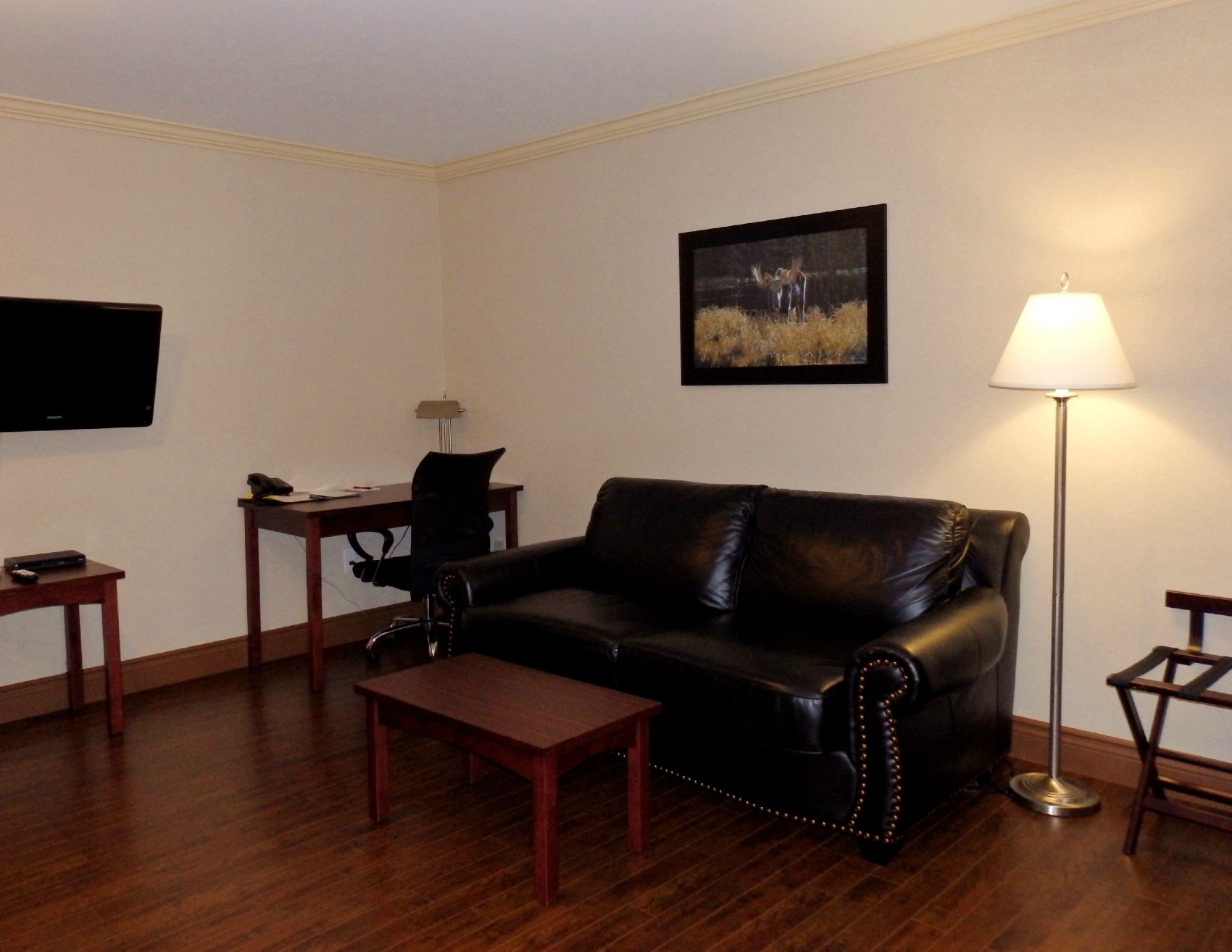 Hotel Photo Gallery - Braxton Suites